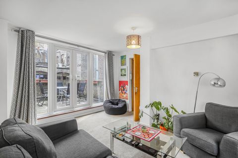 Leather Lane, Hatton Garden EC1N, 2 bed flat to rent, £3,050 pcm - Zoopla