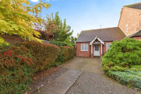 2 bed bungalow for sale in Church Road, Shackerstone, Nuneaton CV13, £ ...