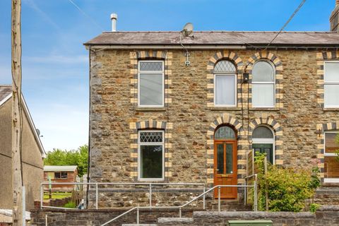 Heol Cennen, Ffairfach, Llandeilo, Carmarthenshire SA19, 3 bed semi ...