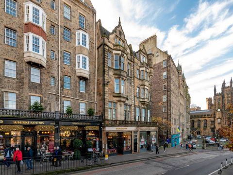 North Bank Street, Edinburgh EH1, 2 bed flat for sale, £365,000 - Zoopla