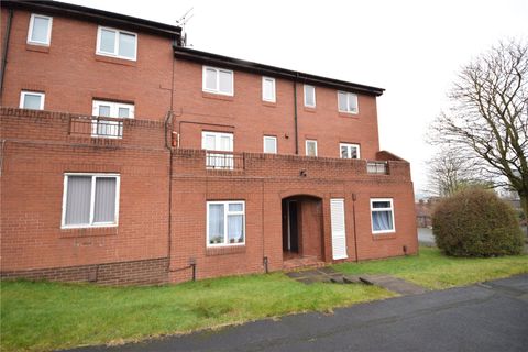 1 bed flat to rent in Well Close Rise, Leeds, West Yorkshire LS7, £725 ...