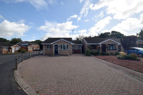 Saxon Court, Apley, Telford TF1, 2 bed detached bungalow for sale, £ ...