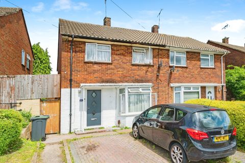 Kirkwood Road, Luton, Bedfordshire LU4, 3 bed semi-detached house for ...