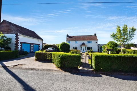 4 bed detached house for sale in Stanmoor Road, Burrowbridge ...