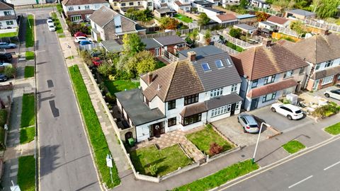 Beltinge Road, Harold Wood RM3, 3 bed semi-detached house for sale, £ ...