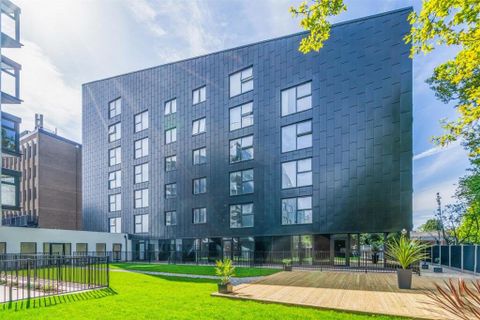 3 bed flat to rent in Coventry Road, Sheldon, Birmingham, Solihull B26 ...