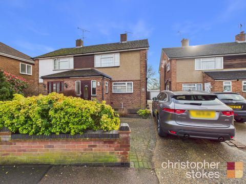 Elm Drive, Cheshunt, Hertfordshire EN8, 3 bed semi-detached house for ...