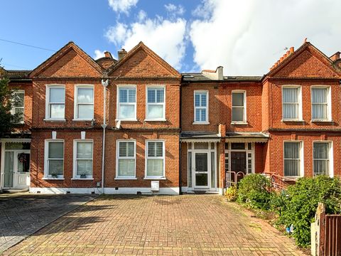 4 bed terraced house for sale in Balloch Road, Catford, London SE6, £ ...