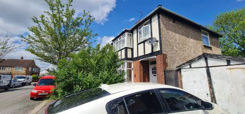 3 bed semi-detached house to rent in Mountfield Road, Luton ...