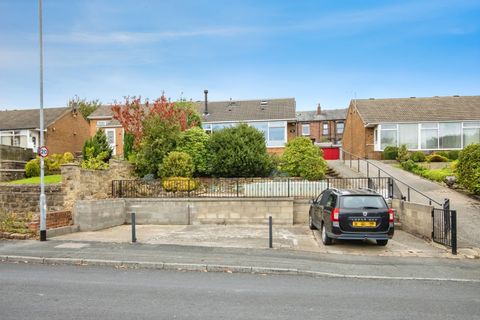 Wide Lane, Morley, Leeds, West Yorkshire LS27, 4 bed bungalow for sale ...