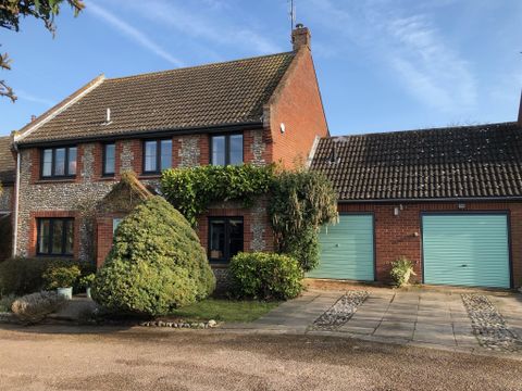 4 bed detached house for sale in Bloomstiles, Salthouse, Holt NR25, £ ...