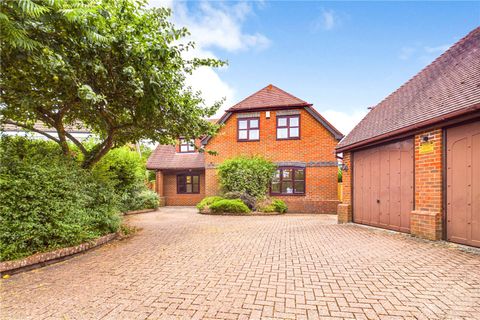Springfield Road, Pamber Heath, Tadley, Hampshire RG26, 5 bed detached ...