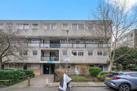 Carlton Drive, Putney SW15, 3 bed flat for sale, £415,000 - Zoopla
