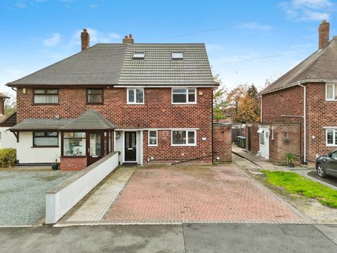 Yew Tree Lane, Wednesbury, Wednesbury WS10, 4 bed semi-detached house ...