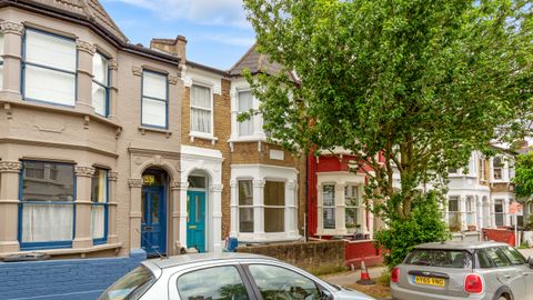 Studio for sale in Belgrade Road, London N16, £240,000 - Zoopla