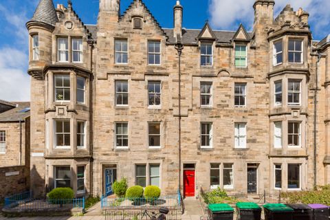 13/2 Roseneath Terrace, Edinburgh EH9, 4 bed flat for sale, £500,000 ...