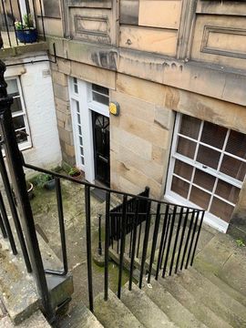 1 bed flat to rent in Manor Place, Edinburgh EH3, £1,480 pcm - Zoopla