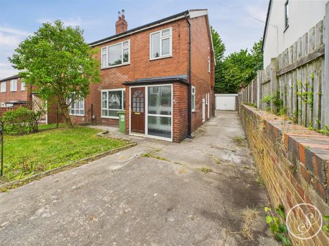Bracken Edge, Leeds LS8, 3 bed semi-detached house for sale, £289,000 ...
