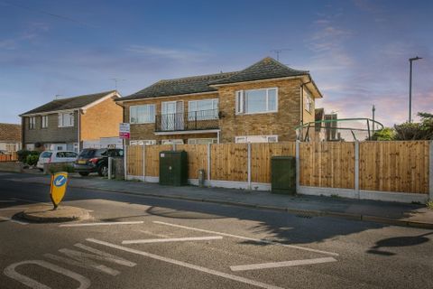 Jasmine Way, Jaywick, Clacton-On-Sea CO15, 4 bed detached house for ...