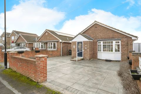 2 bed detached bungalow for sale in Kepple Close, New Rossington ...
