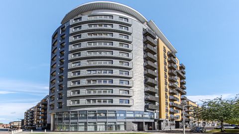 Tarves Way, London SE10, 1 bed flat for sale, £300,000 - Zoopla