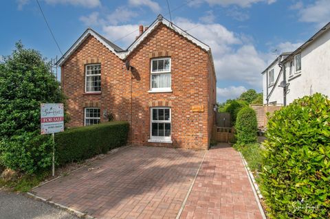 Church Road, Havenstreet, Ryde PO33, 2 bed semi-detached house for sale ...