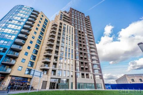 Western Gateway, Royal Dock West, London E16, 1 bed flat to rent, £ ...