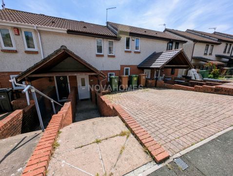 Coombe Way, Kings Tamerton PL5, 3 bed terraced house for sale, £200,000 ...