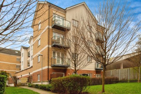1 bed flat for sale in Ley Farm Close, Garston, Watford WD25, £230,000 ...