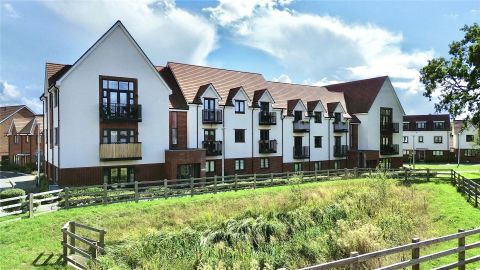 Quiller Avenue, Arborfield Green, Reading, Berkshire RG2, 2 bed flat ...