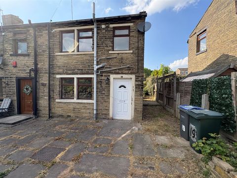 Coll Place, Odsal, Bradford BD6, 2 bed semi-detached house for sale, £ ...