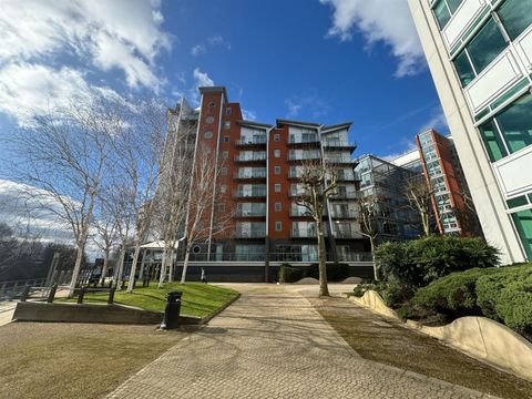 1 bed flat to rent in Whitehall Quay, Leeds LS1, £895 pcm - Zoopla