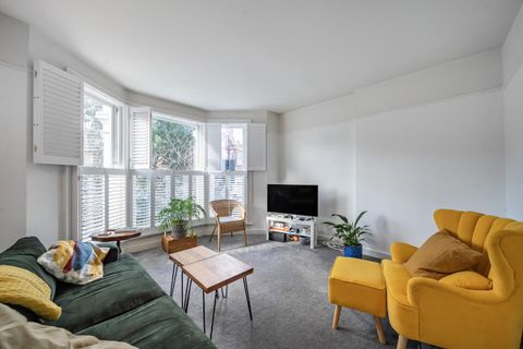 2 bed flat for sale in Mount Nod Road, Streatham, London SW16, £575,000 ...