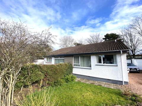 2 bed semi-detached bungalow to rent in Huntingtower Crescent, Perth ...