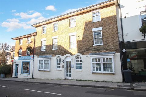 Bridge Street, Leatherhead KT22, 1 bed flat for sale, £230,000 - Zoopla