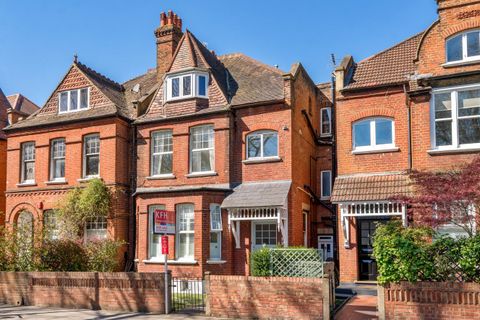 2 bed flat for sale in Acton Lane, Chiswick, London W4, £625,000 - Zoopla