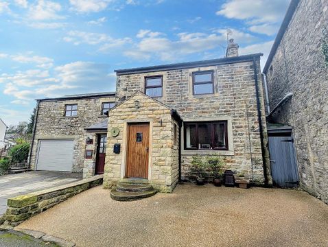 3 bed cottage for sale in Cross Fold, Grindleton, Clitheroe BB7, £ ...