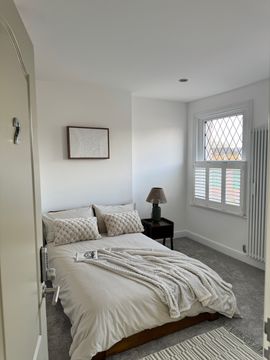 3 bed shared accommodation to rent in Estcourt Road, Woodside, Croydon ...