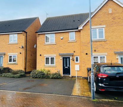 Templeton Close, Mickleover, Derby DE3, 3 bed property to rent, £1,150 ...