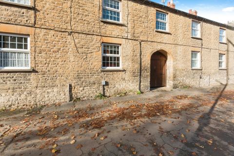 Brook Street, Raunds NN9, 3 bed terraced house for sale, £190,000 - Zoopla