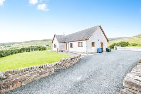 Melvaig, Gairloch IV21, 3 bed detached bungalow for sale, £345,000 - Zoopla