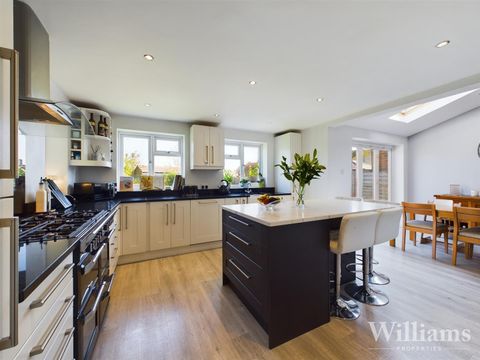 4 bed semi-detached house for sale in Chiltern Close, Stone, Aylesbury ...
