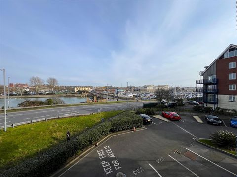 2 bed flat for sale in Corscombe Close, Weymouth DT4, £240,000 - Zoopla