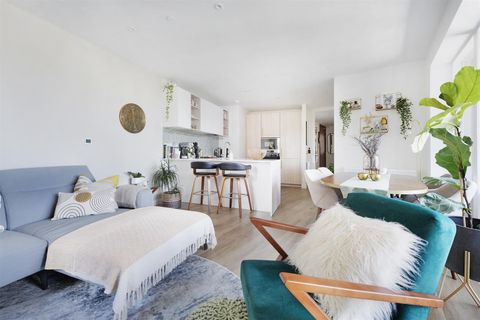 2 bed property for sale in Alington House, Alexandra Gate N8, £550,000 ...