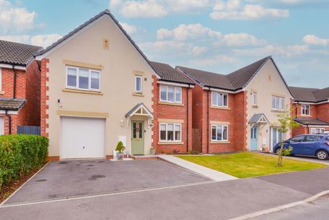 Teachers Way, Melksham SN12, 5 bed detached house for sale, £400,000 ...