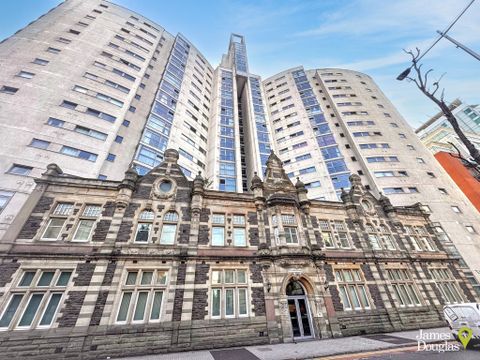 Altolusso, Bute Terrace CF10, 2 bed flat for sale, £150,000 - Zoopla