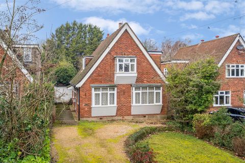 Broken Gate Lane, Denham UB9, 2 bed detached house for sale, £700,000 ...