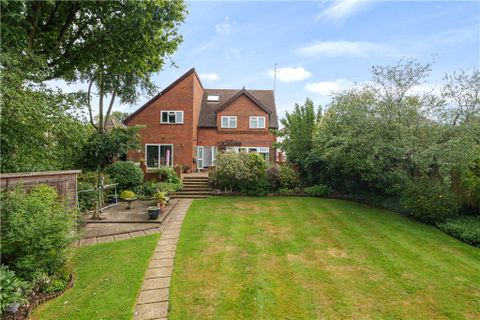 5 bed detached house for sale in Greenfield Avenue, Watford ...