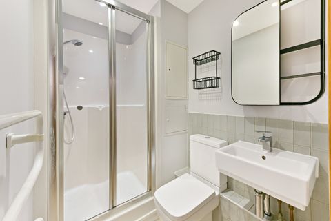 UNCLE Stockwell, Courland Grove SW8, London,, Studio to rent, £1,400 ...