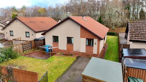 Birch Drive, Dingwall IV7, 4 bed detached bungalow for sale, £270,000 ...